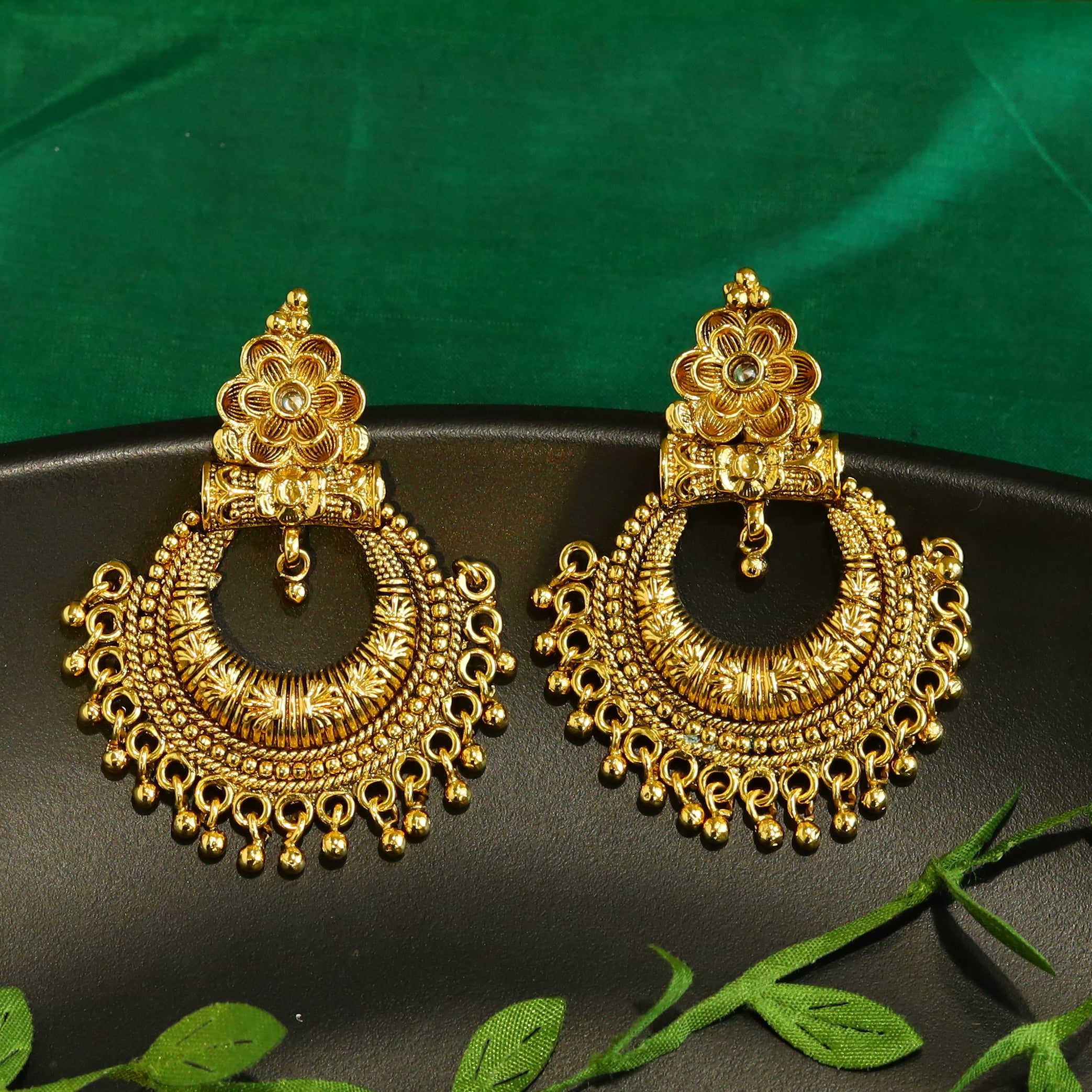 Traditional style earrings store
