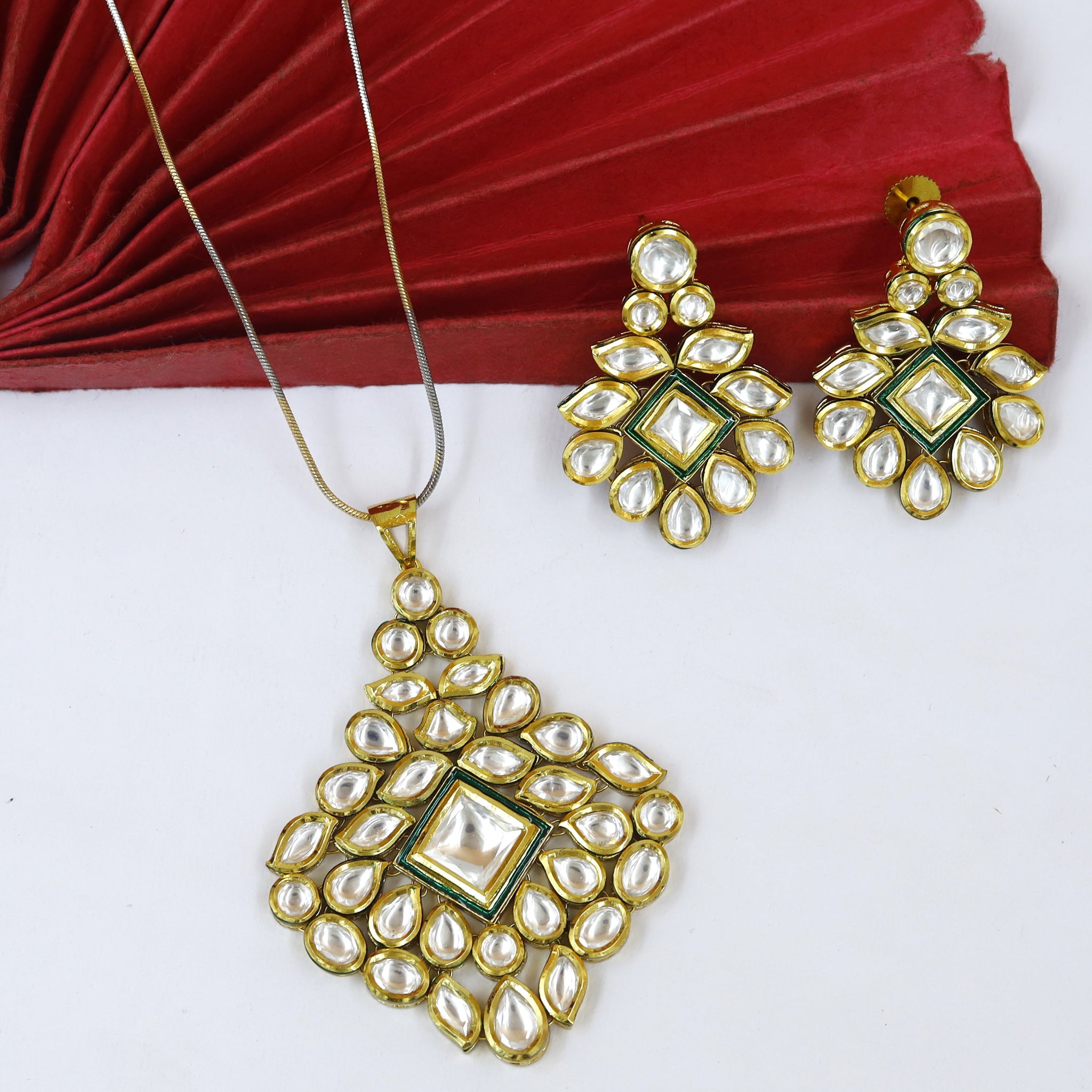 Buy Heavy Pendant Set Online | Dazzles Jewellery
